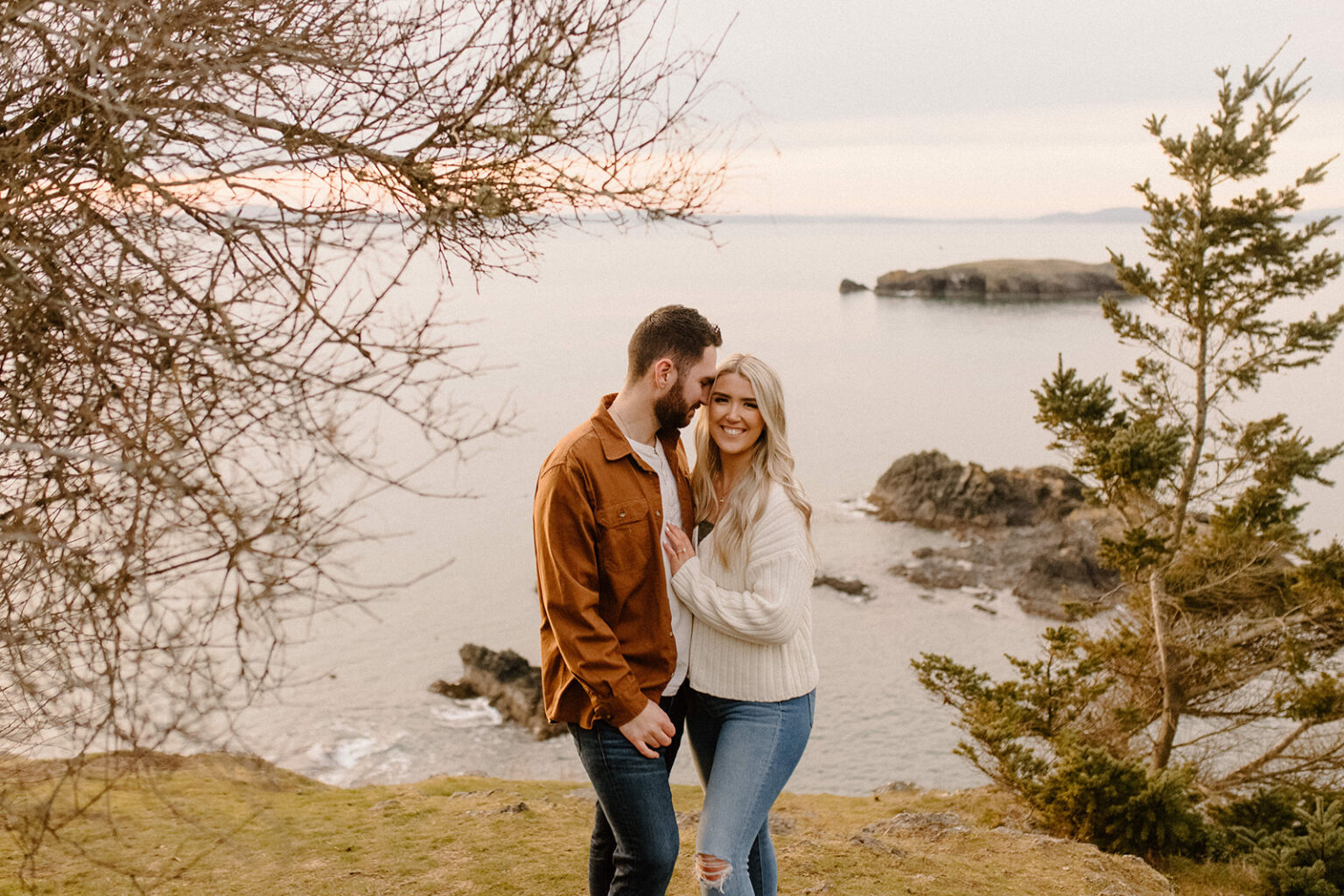 Mackenzie and Josh’s Rosario Beach Engagement Session ...