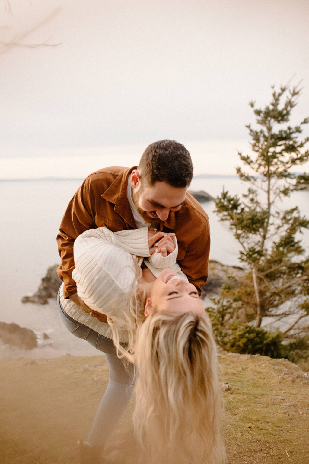 Mackenzie and Josh’s Rosario Beach Engagement Session ...