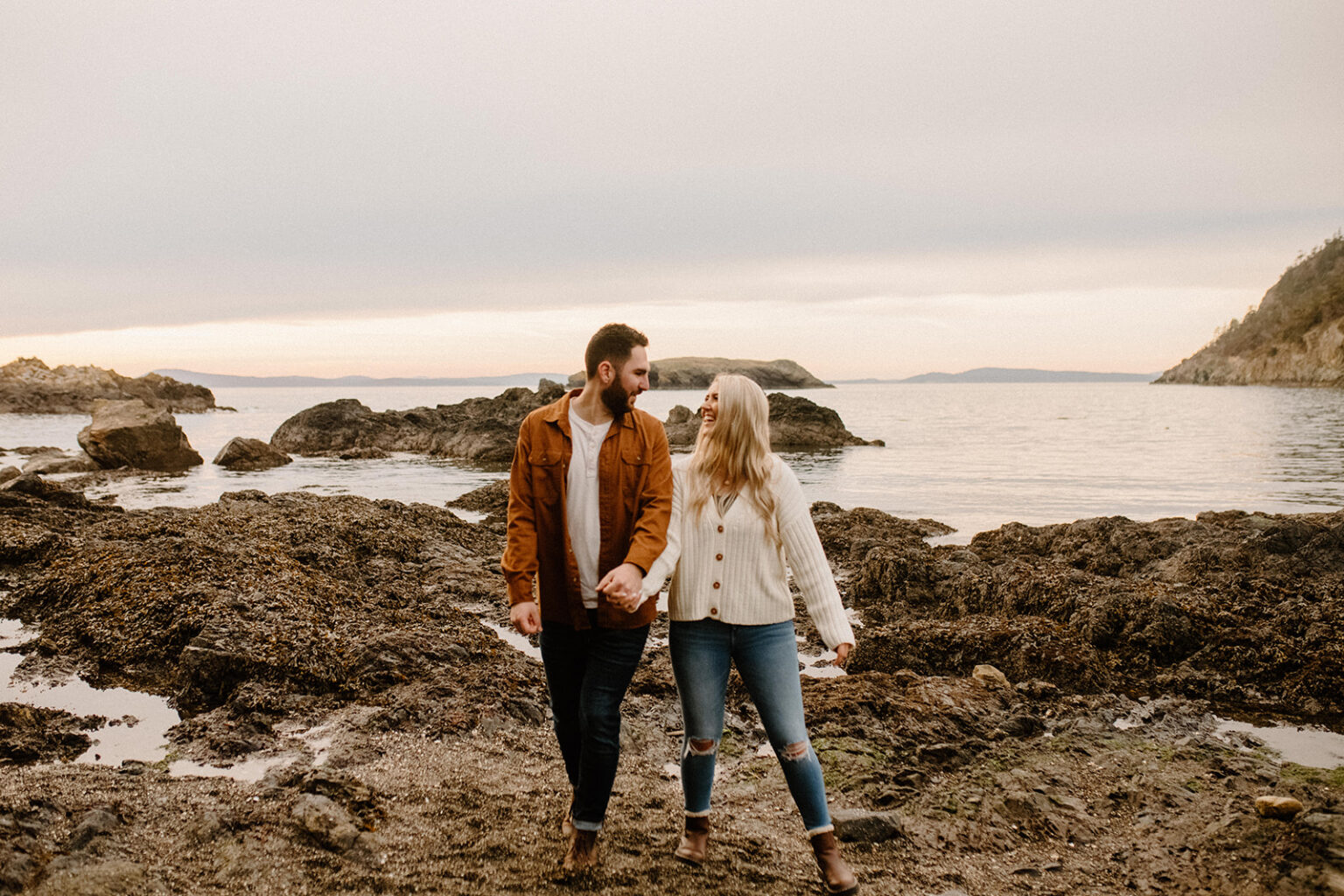 Mackenzie and Josh’s Rosario Beach Engagement Session ...