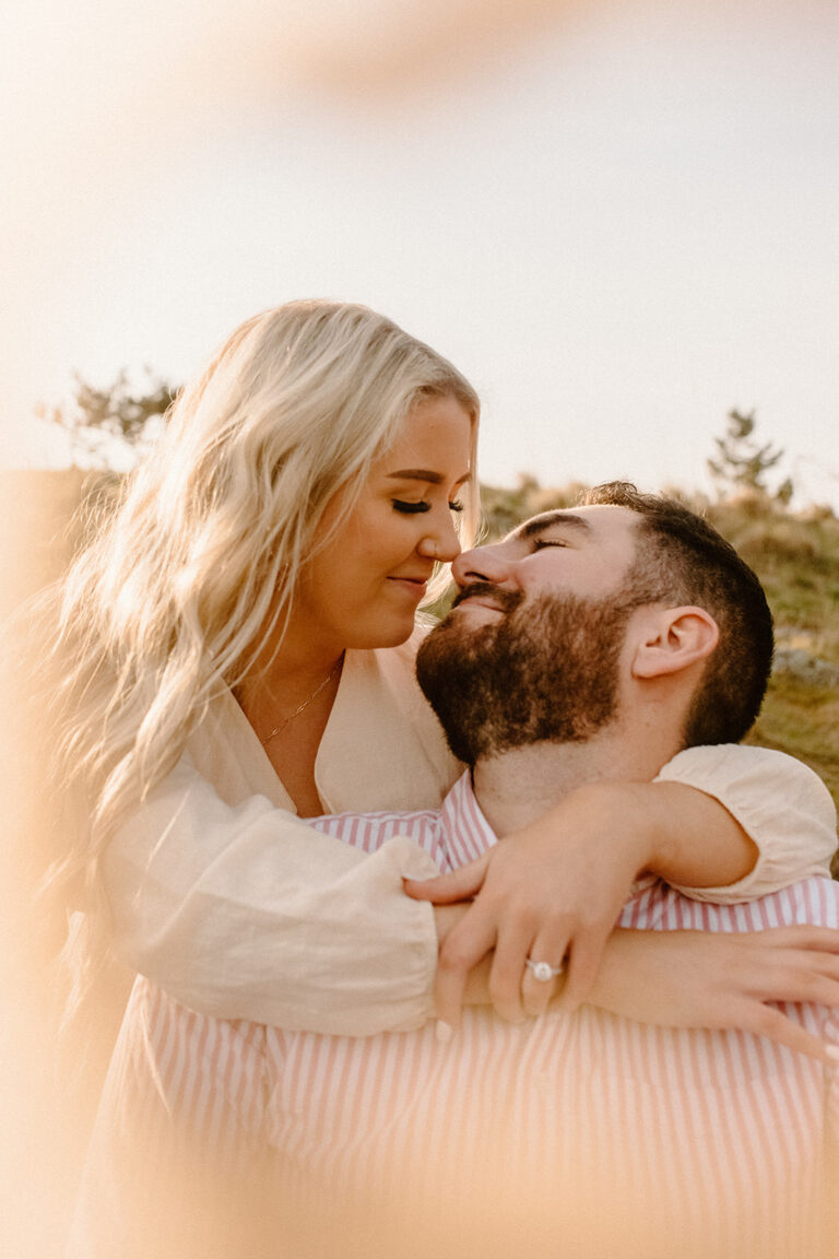 Mackenzie and Josh’s Rosario Beach Engagement Session ...