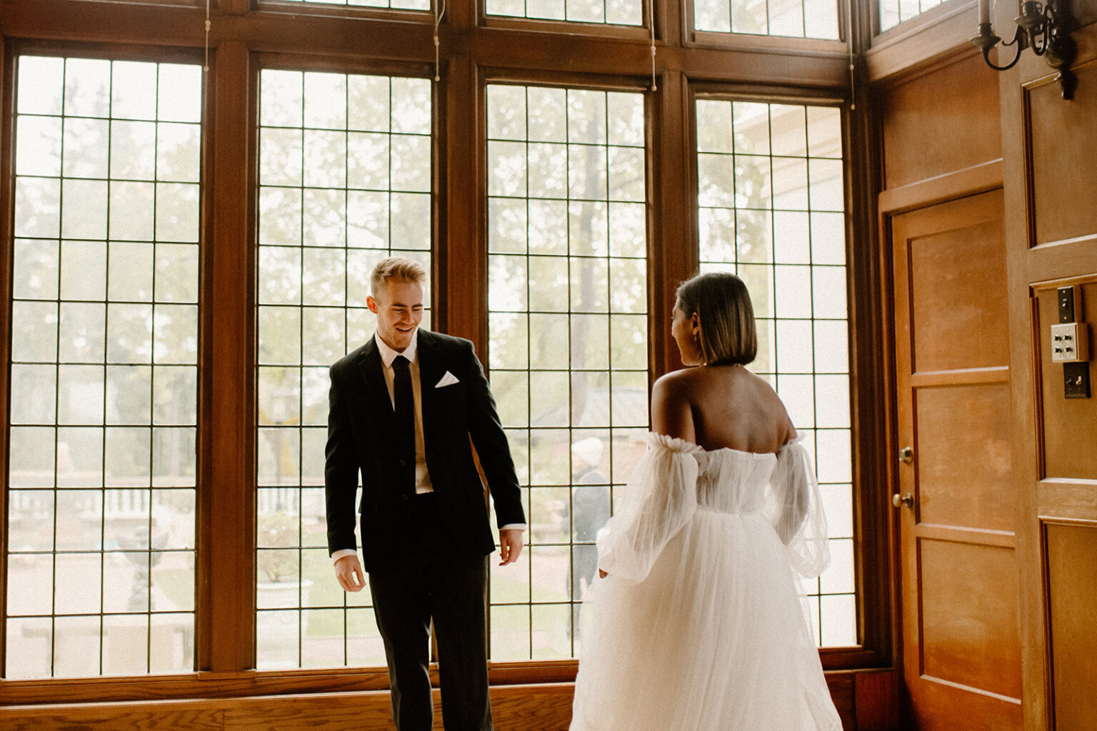 Nethmi & Skyler’s Intimate Lairmont Manor Wedding - annieritterjones.com
