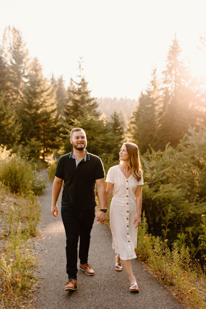 Matt & Kari’s Gold Creek Pond Engagement Photos - annieritterjones.com