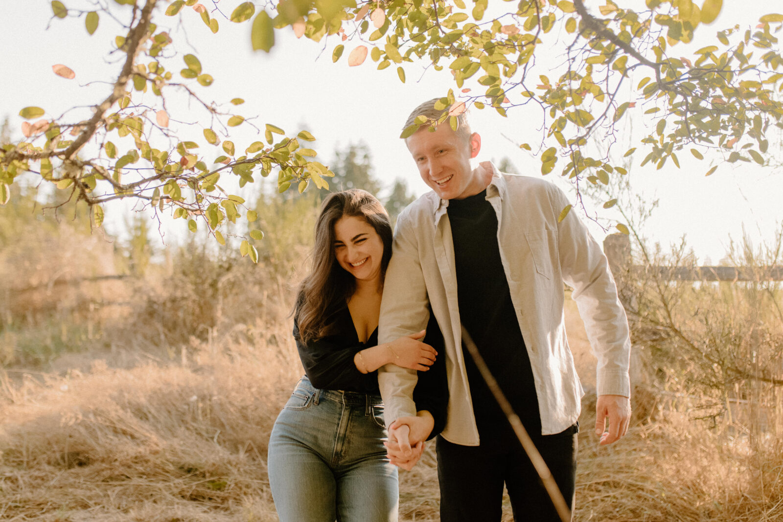 What to Bring to Your Engagement Photo Shoot | Washington Engagement ...