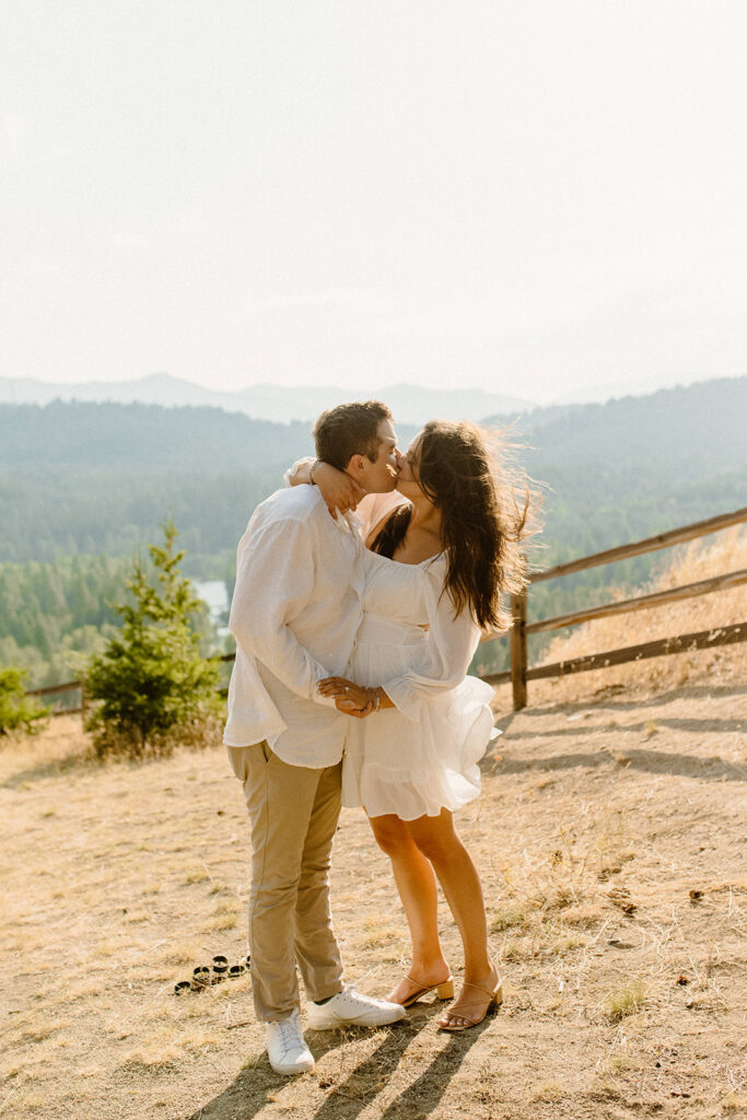 Kraig and Micah's Suncadia Resort Proposal Photoshoot ...