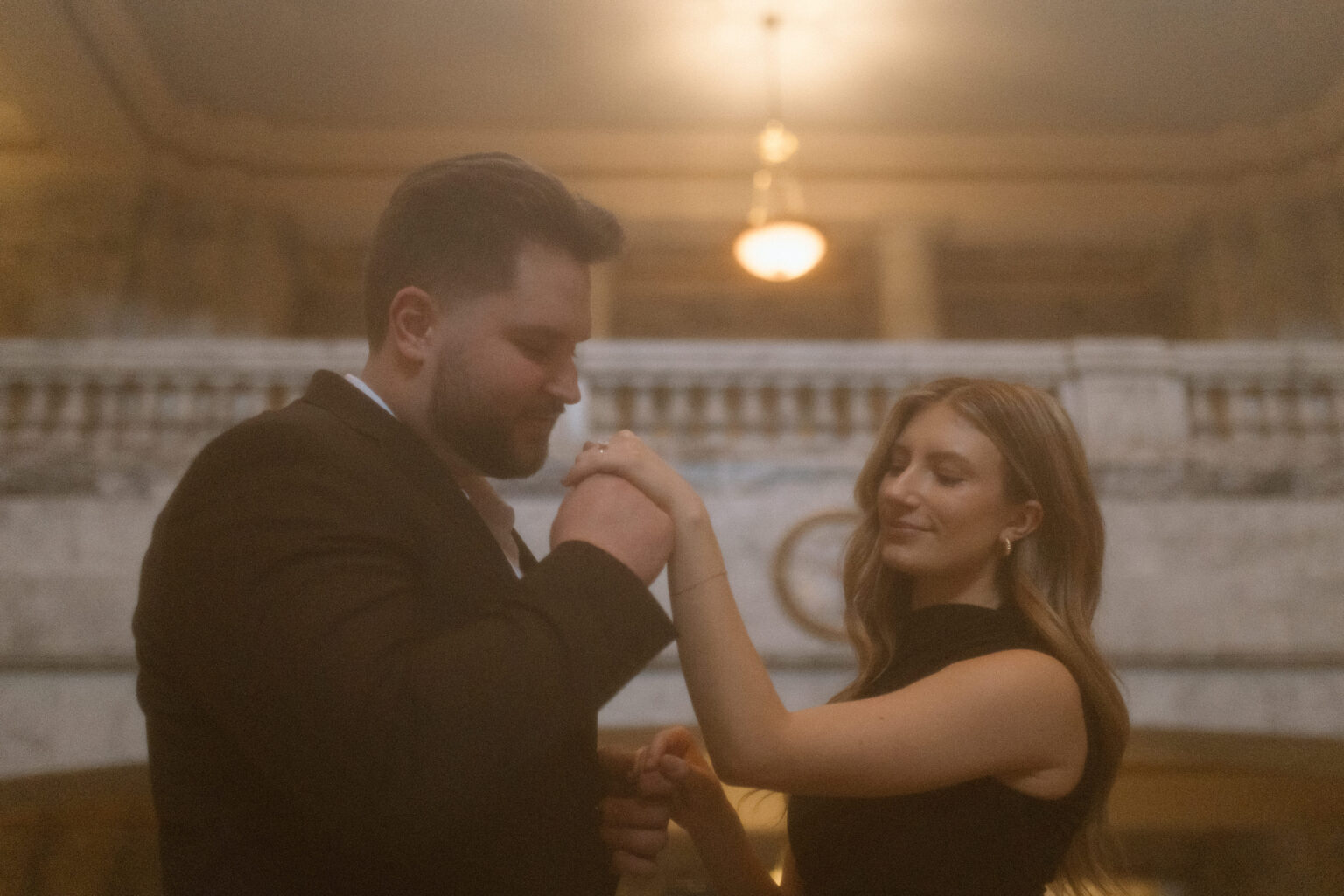 Timeless and Classic Engagement Photos - annieritterjones.com