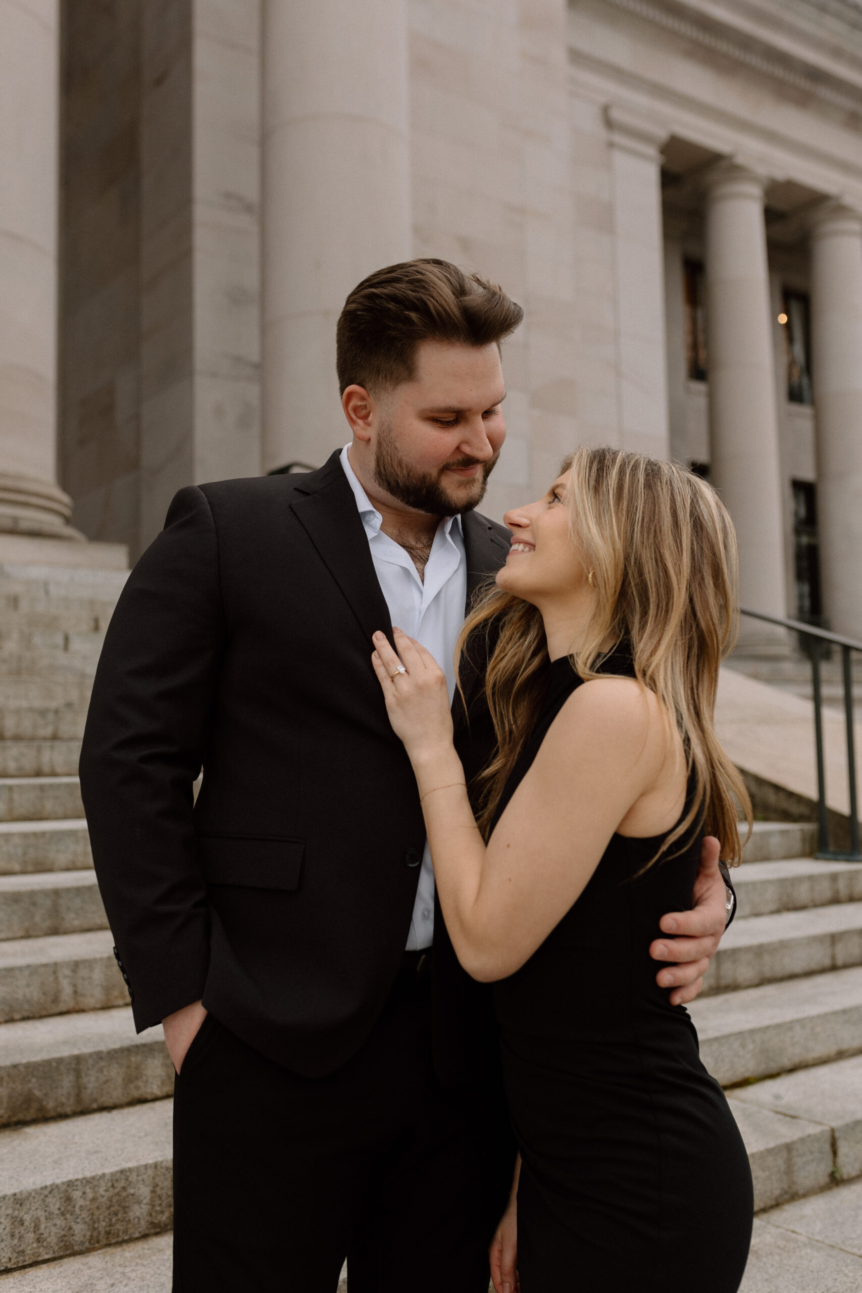 Timeless and Classic Engagement Photos - annieritterjones.com