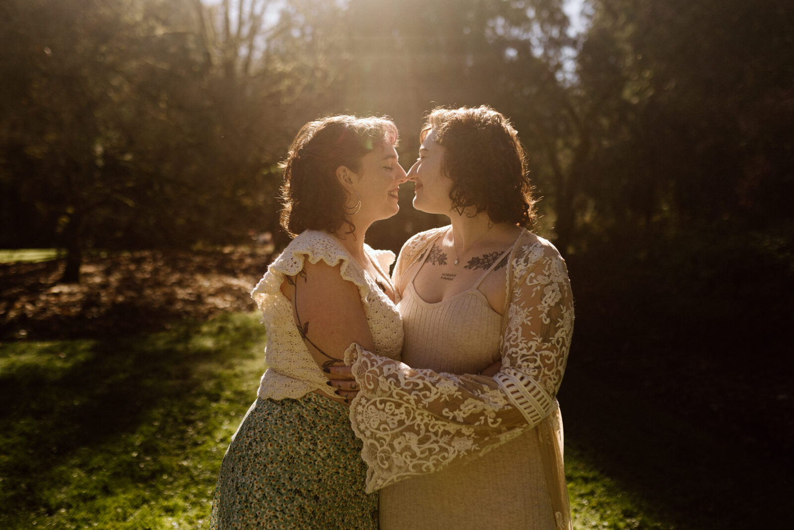 Whimsical Engagement Photoshoot in Seattle, WA | Stephanie and Lucy ...