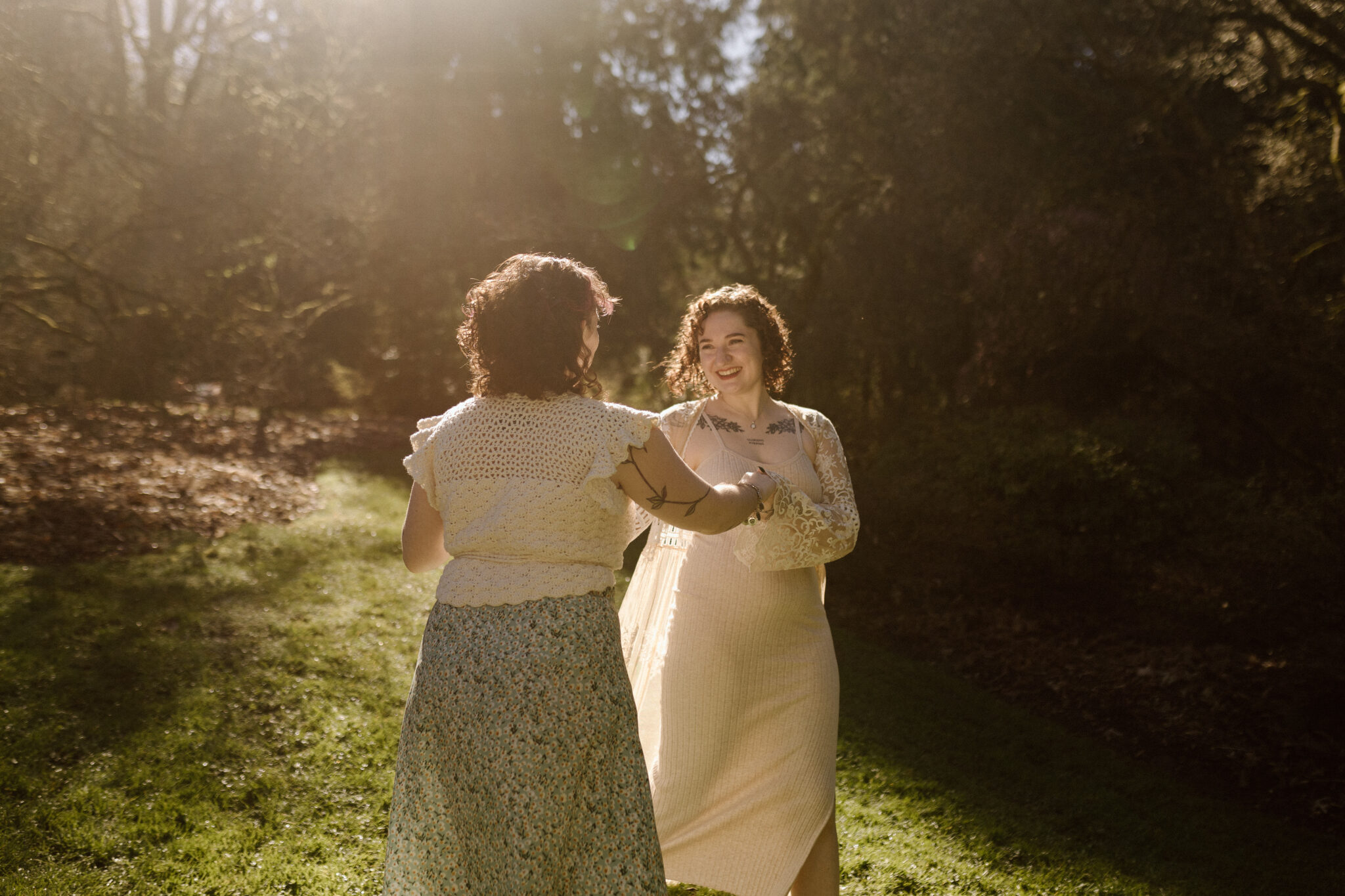 Whimsical Engagement Photoshoot in Seattle, WA | Stephanie and Lucy ...